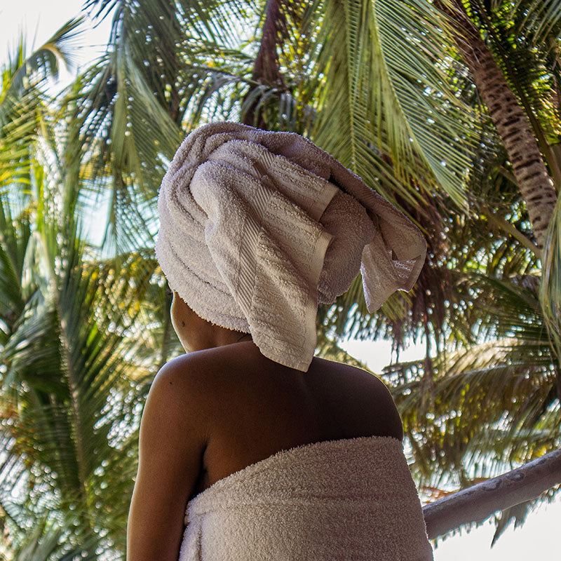 Uncover the Secrets to an Effective and Water-Saving Body Wash Routine ...